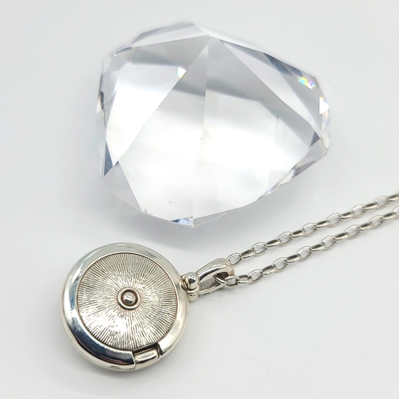 Brighton | Jewelry | Brighton Twinkle 28 Circular Locket With Swarovski ...